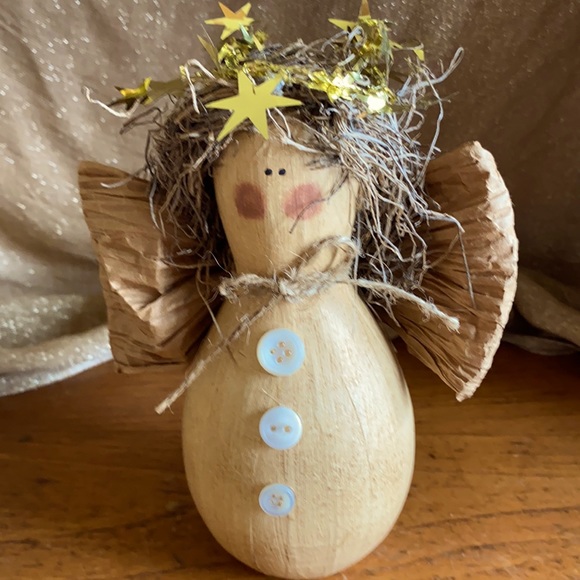 Hand Crafted | Holiday | Folk Art Gourd Hand Crafted Angel Figurine ...